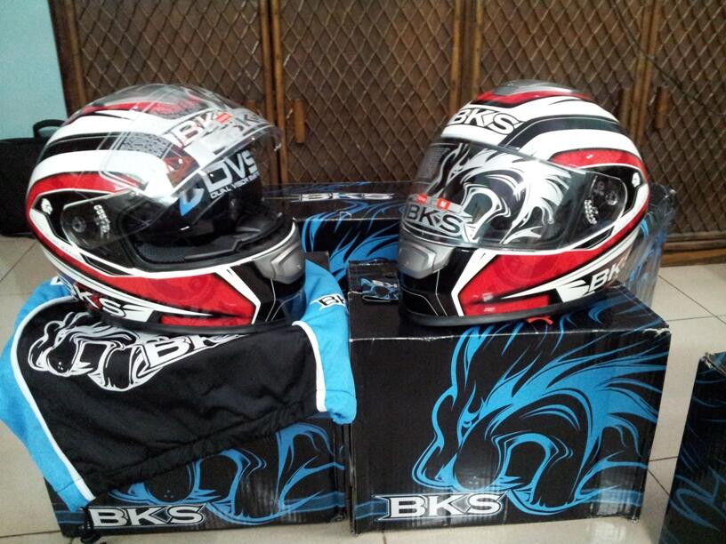 Terjual Helm Branded MURAH SEKALI Merk "OGK Kabuto, British BKS Helmet ...