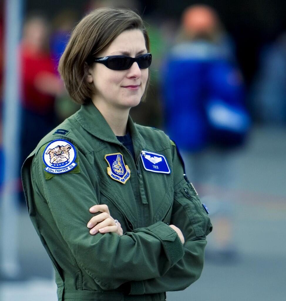 Pilot Tempur Wanita Pertama asal Pakistan | KASKUS