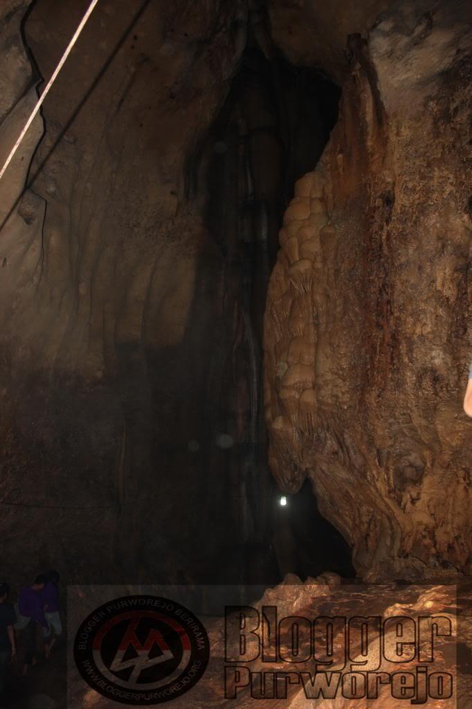 Goa Seplawan dan Sejarah Penemuan Arca Emas | KASKUS