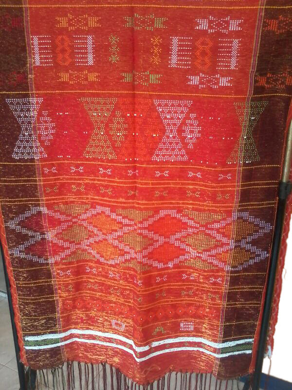 Jatiwaringin: Jual Cepat dan Murah Kain Ulos/Hiou asli Rp. 50.000 ...