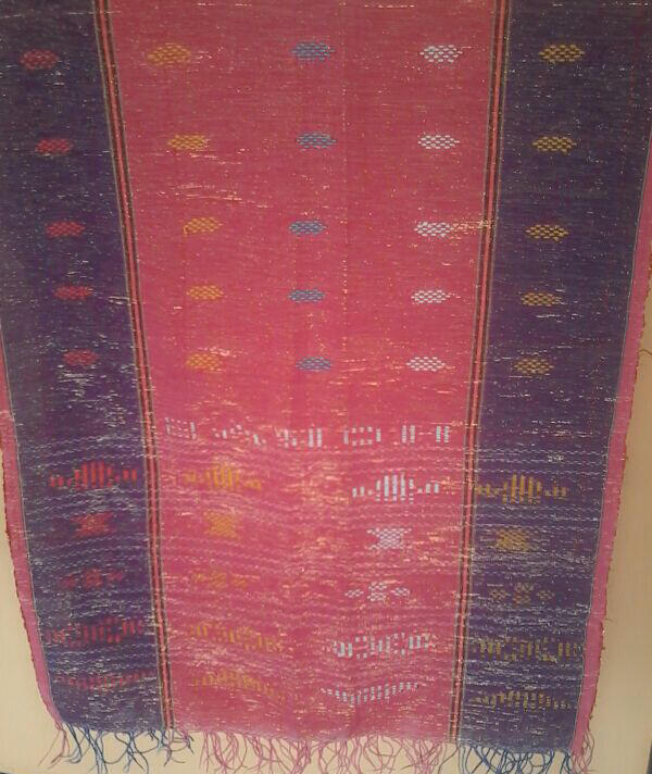 Jatiwaringin: Jual Cepat dan Murah Kain Ulos/Hiou asli Rp. 50.000 ...