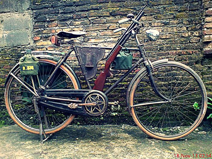 Terjual sepeda kebo onthel vintage royal deluxe lawas | KASKUS