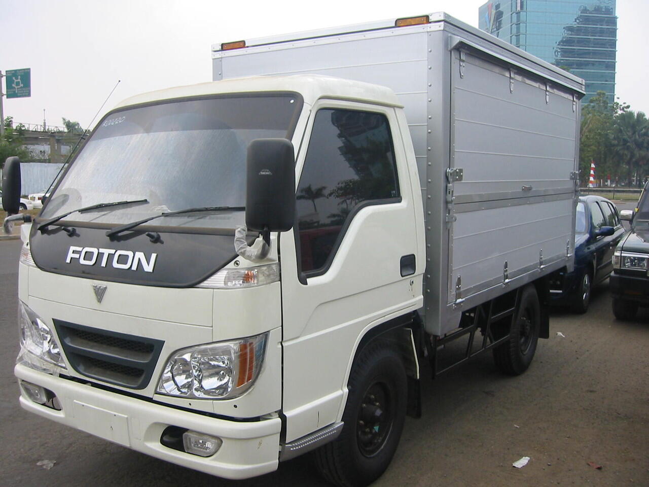 Ayo Mengenal Merk Truk yang Ada di Indonesia - Page 4 | KASKUS