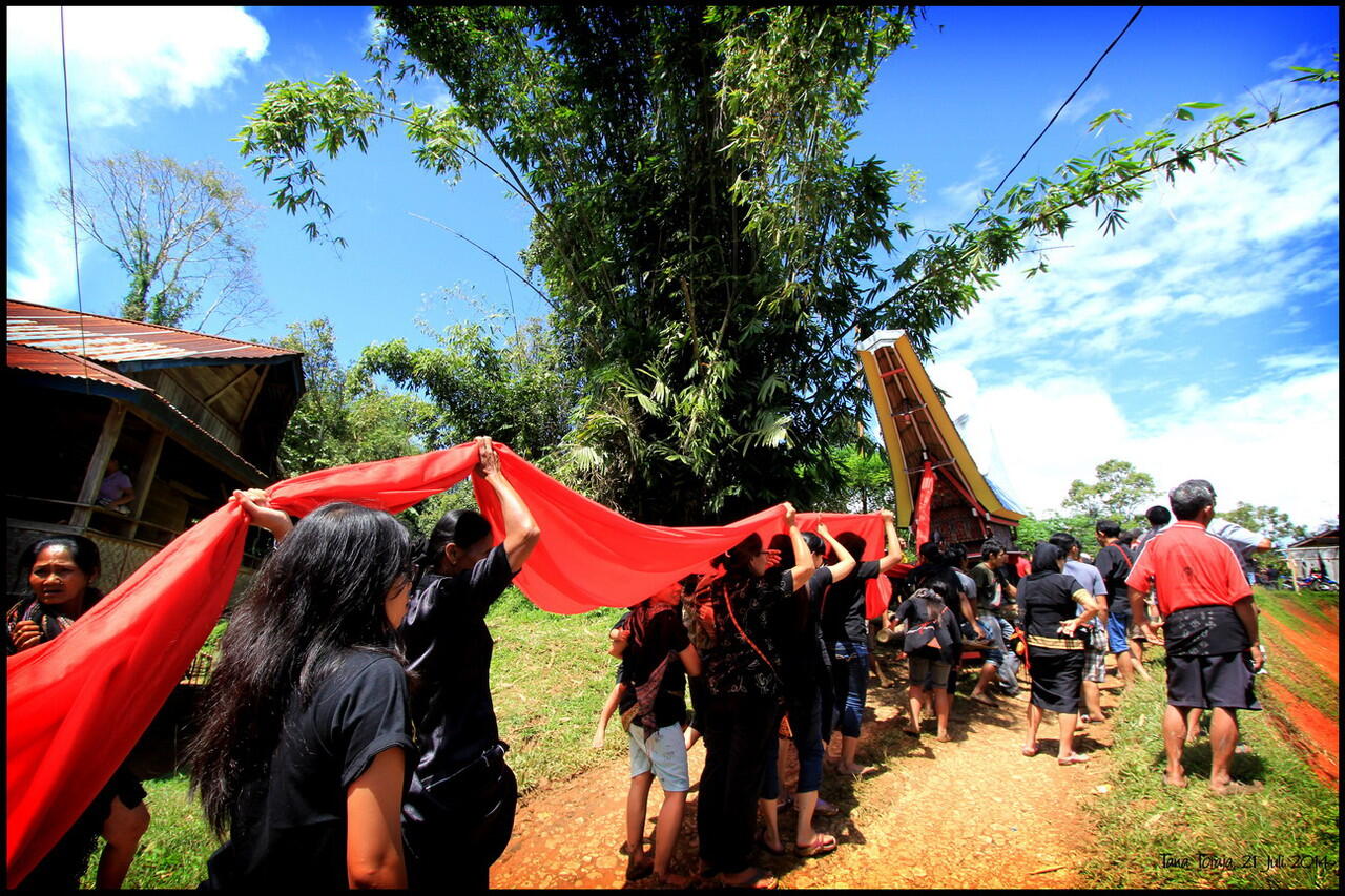 Rambu Solo, Tradisi Pemakaman Unik di Tana Toraja | KASKUS
