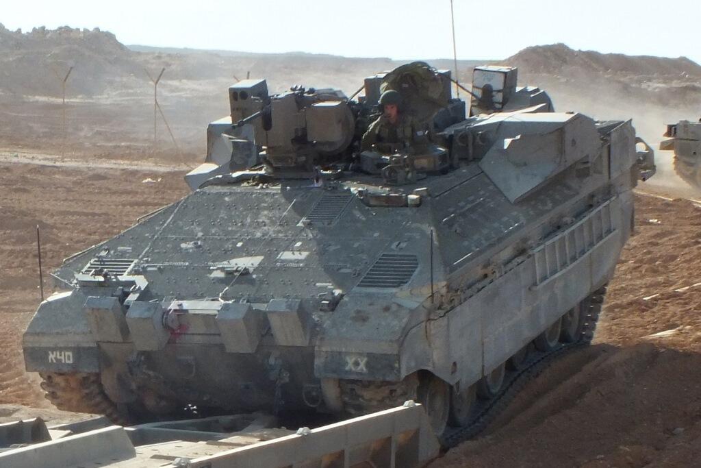 Namer Heavy APC Israel Dengan Trophy APS | KASKUS