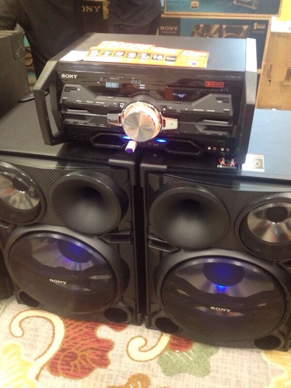 Terjual Sony Hifi LBT SH2000 dan PS4 | KASKUS