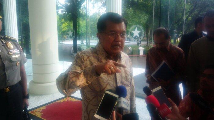 Mudik, Wapres JK Sempatkan Belanja di Toko Pakaian | KASKUS
