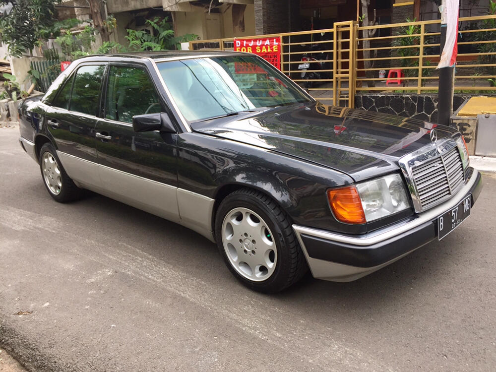 Terjual mercy boxer w124 300E manual | KASKUS