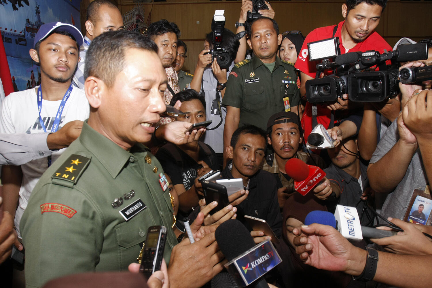 Penjelasan TNI Tetap Menahan Amunisi Polri | KASKUS