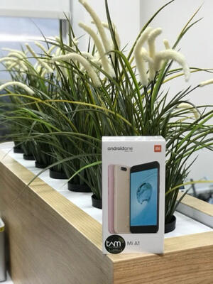 Terjual WTS XiaoMi A1 - black | KASKUS
