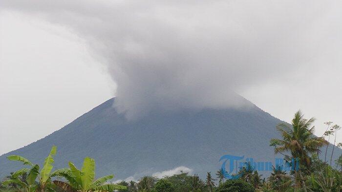 Rekahan Kawah Gunung Agung Makin Besar, Letusan Kemungkinan Besar Akan ...