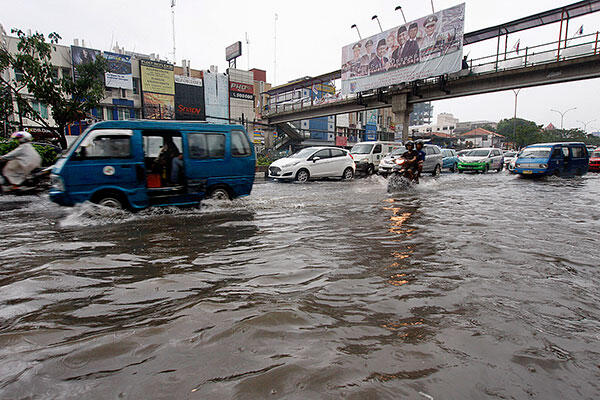 Gorong-Gorong Dipenuhi Sampah, Banjir di Mana-Mana | KASKUS
