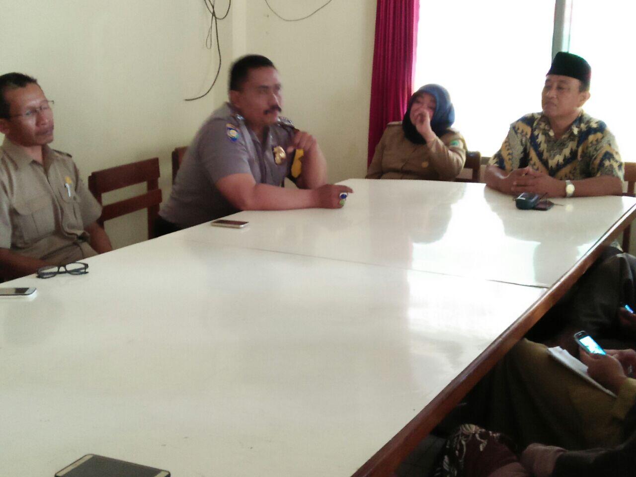 Sambangi Kantor Desa Binaan Bhabinkamtibmas Sampaikan Himbauan Kamtibmas | KASKUS