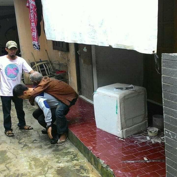 Ingin Temui Anaknya, Toto Jalan Kaki dari Jagakarsa ke Pancoran | KASKUS