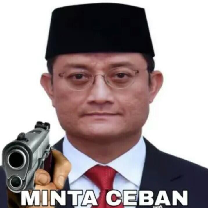 5 Meme Korupsi Bansos Juliari Batubara, Nomer Satu Paling Bikin Ngakak ...