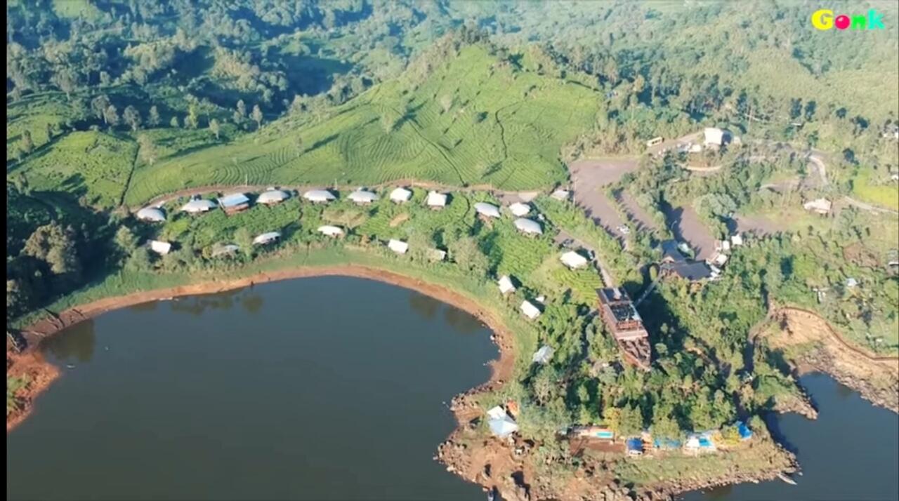 Info Lengkap Wisata Alam Glamping Lakeside Rancabali, Ciwidey, Jawa ...