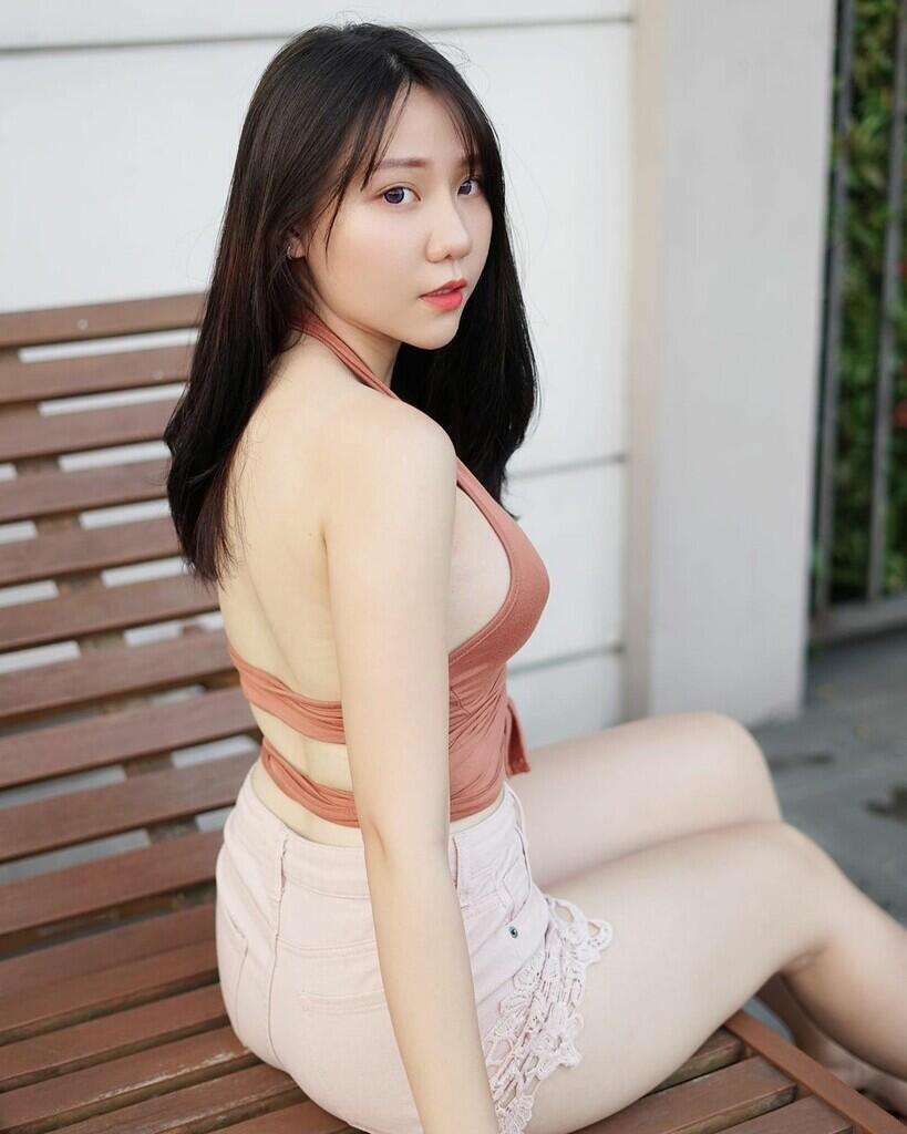 Jena Dammaya Dulu Jualan Keripik, Kini Jadi Selebgram Omzet Puluhan Juta Sebulan | KASKUS