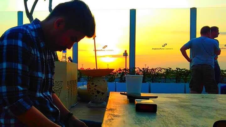 Mencoba Dunia Tarik Suara Ardi Jabri Rilis Lagu Berjudul Ayo Kita Vaksin | KASKUS