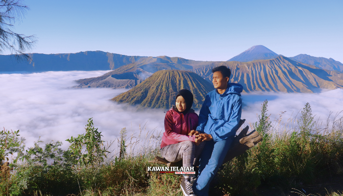 Mengenal Hillside Cafe Bromo, Tempat Makan yang Unik dengan Pemandangan ...