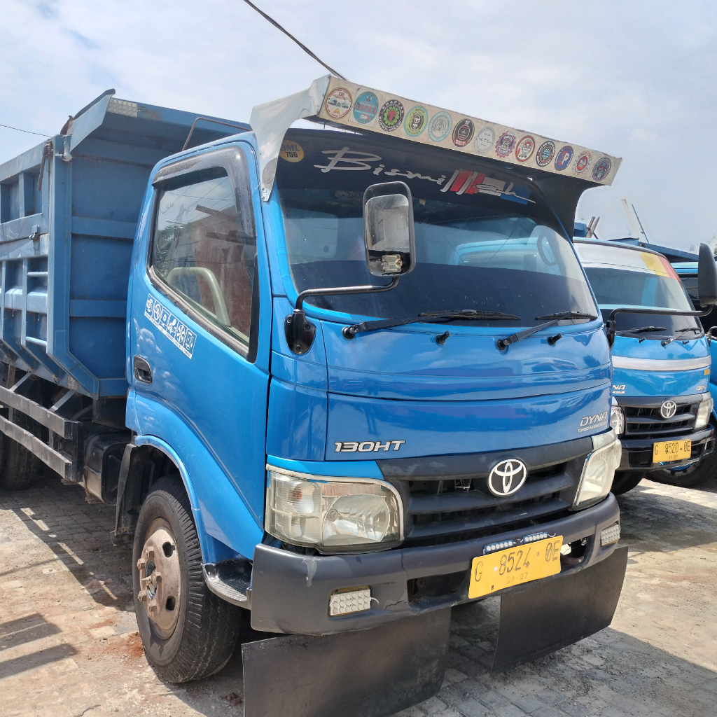DUMP TRUK TOYOTA DYNA 130 HT INDEKS 8 ENGKEL (6 BAN) TAHUN 2017&2016 ...