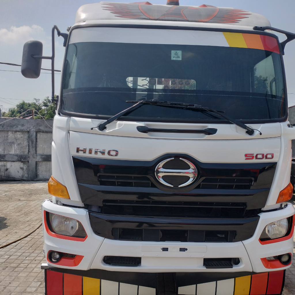 HEAD TRAILER TRUK HINO 500 DIJUAL FM 285 TH TRONTON (10 BAN) 6X4 TAHUN ...