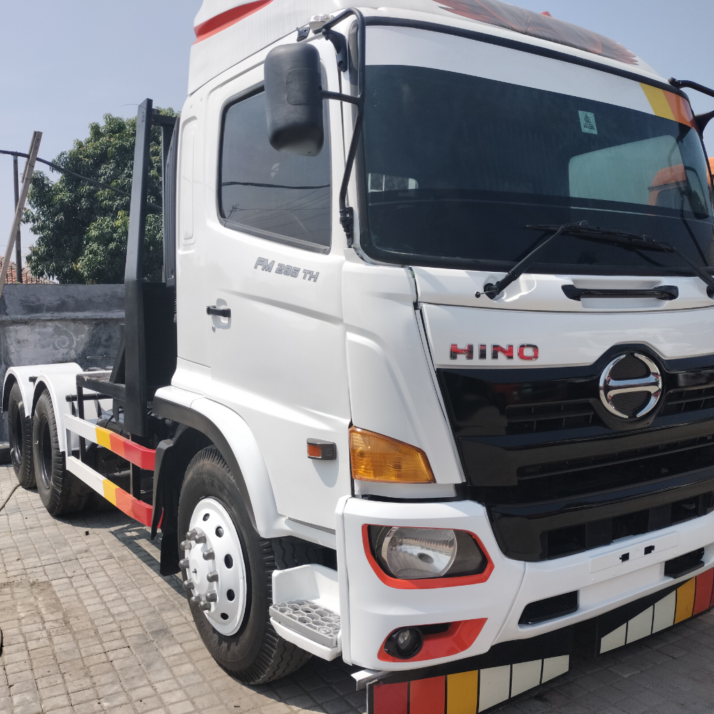 HEAD TRAILER TRUK HINO 500 DIJUAL FM 285 TH TRONTON (10 BAN) 6X4 TAHUN ...