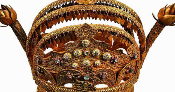 9 Mahkota Emas Kerajaan Dan Kesultanan Asli Indonesia | KASKUS