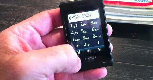 5 Handphone terkecil di dunia | KASKUS