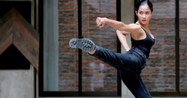 Pesona Aghniny Haque, Pemain Wiro Sableng Cantik yang Jago Taekwondo ...