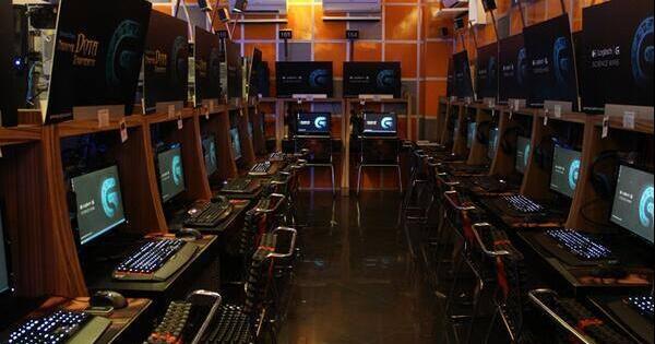 Macam Macam Pengunjung Warnet(WARUNG INTERNET) | KASKUS