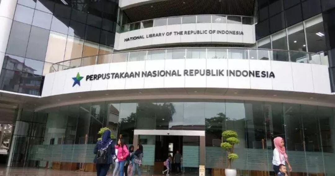Pengalaman Pertama Kali Mengunjungi Perpustakaan Nasional RI (Perpusnas ...
