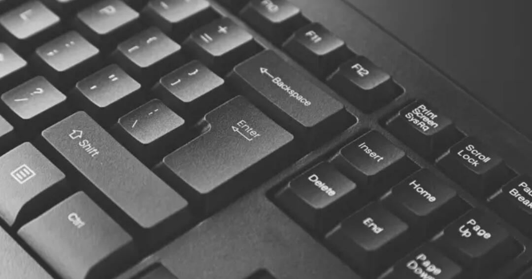Kenapa Susunan Keyboard Tidak Berurutan? Inilah Sejarah Keyboard QWERTY ...