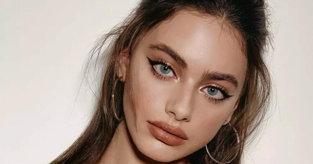 Yael Shelbia, Model Israel Jadi Wanita Tercantik di Dunia Versi TC ...