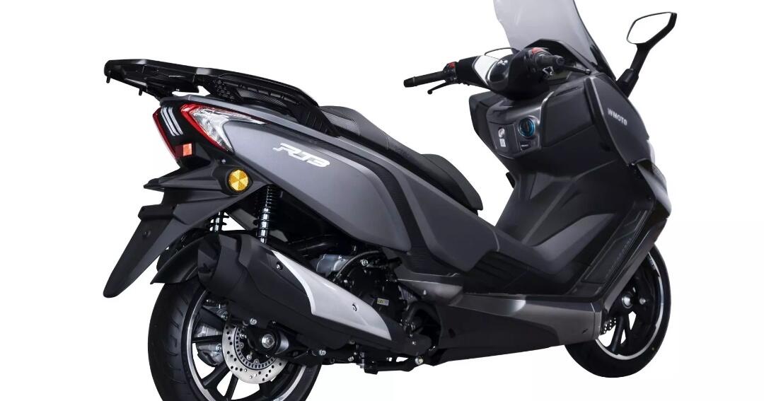 Matic 250cc Jepang Udah Banyak, Nih Kenalin Maxi 250cc Buatan China ...