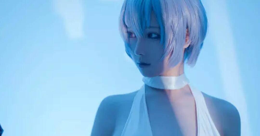 Cosplay Rei Ayanami Dilengkapi Tombak Longinus, Tipe Hot Brutal dari ...