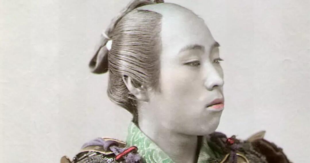 Ini Alasan Gaya Rambut Samurai Botak Setengah atau Chonmage | KASKUS