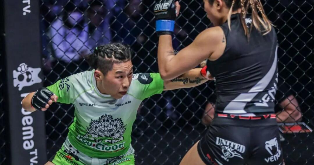 Puncak Rivalitas Terpanas MMA Wanita: Xiong Jing Nan Vs Angela Lee | KASKUS