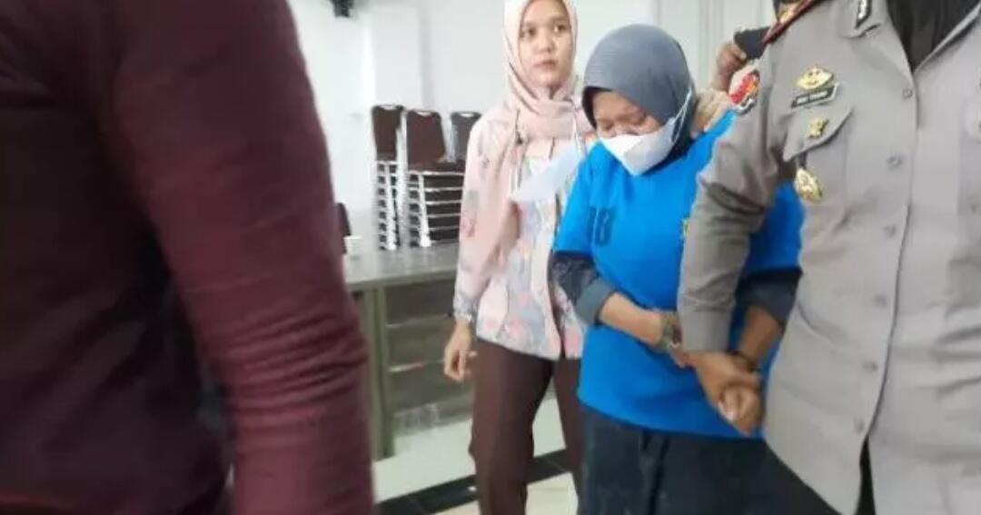 Sosok Siti Aisyah, Biang Kerok Ratusan Mahasiswa IPB Terjerat Pinjol | KASKUS