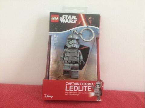 Terjual LEGO Led Lite Keychain Captain Phasma Star Wars Ledlite Force ...